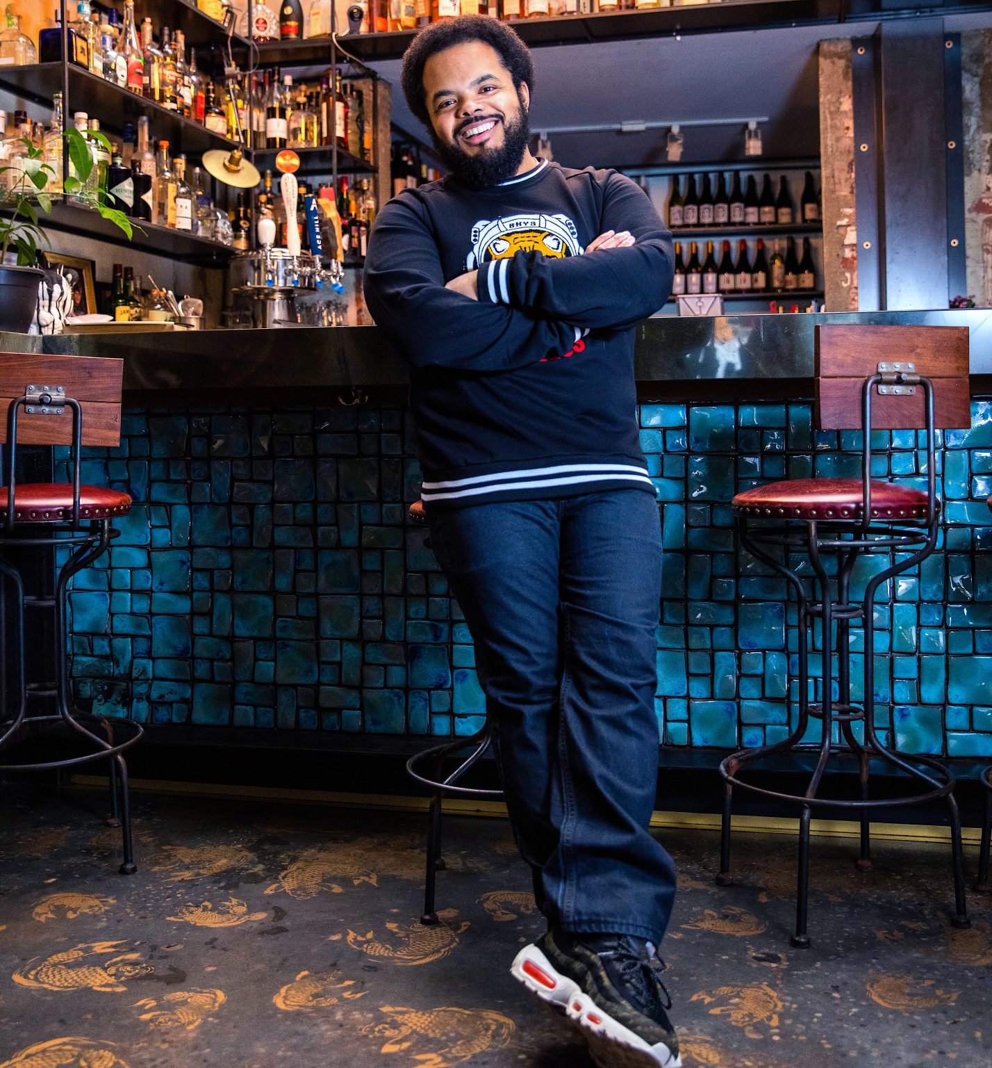 Busy Chef Roger Mooking Enjoys a Full Plate – Vacay.ca